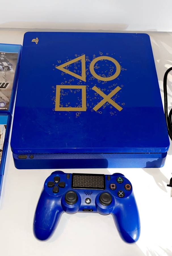 Sony PlayStation 4 Slim Console - Days of Play Limited Edition | Looknet