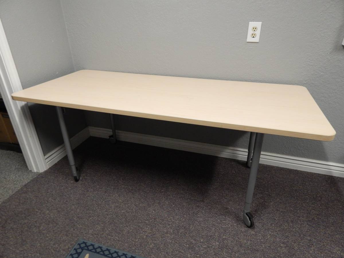 Adjustable Height Table with Wheels