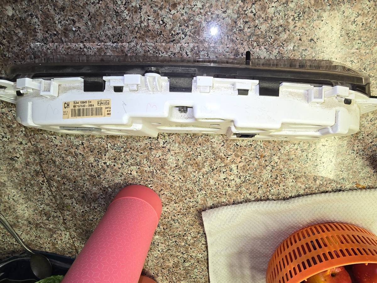 Ford ranger cluster | Looknet