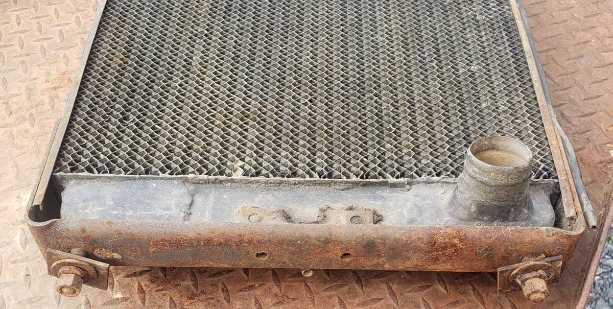 WILLYS RADIATOR 1940 ERA | Looknet