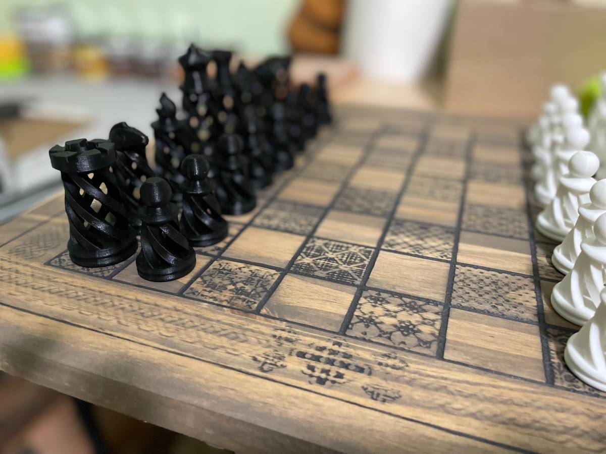 laser engraved chess board | Looknet